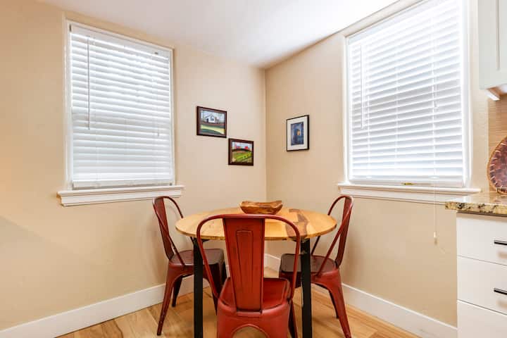 Nestled In The Northend, A Newly Renovated Aptmt - Boise, ID