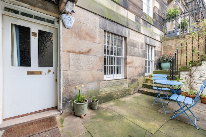 Charming Flat In Georgian House - Edinburgh