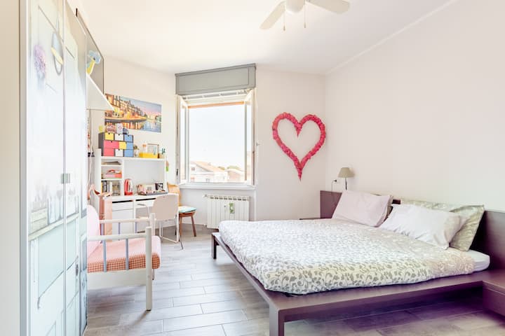 Wide And Bright Double Room With Private Bathroom - Novara