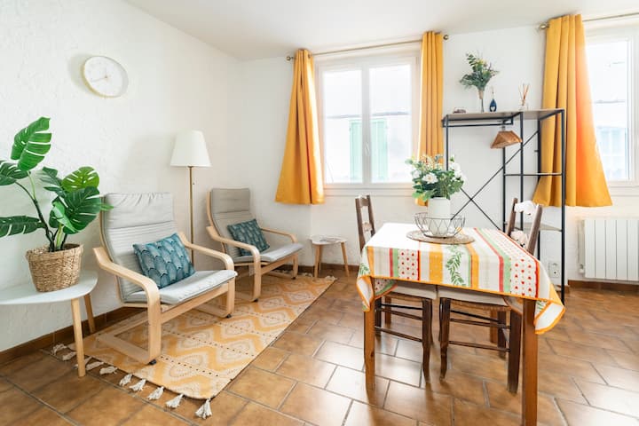 Studio Dans Le Vieux Cassis à Coté Du Port - Plage de Cassis
