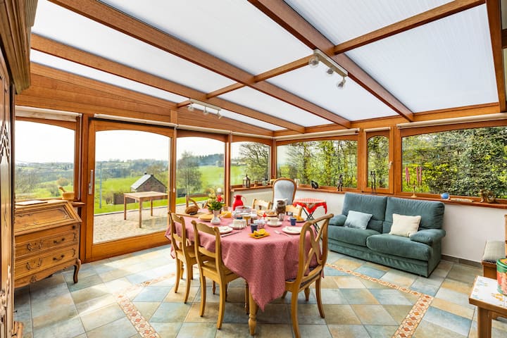 Chambre Avec Vue Sur Le Pays De Herve (2) (1/3ch) - Verviers