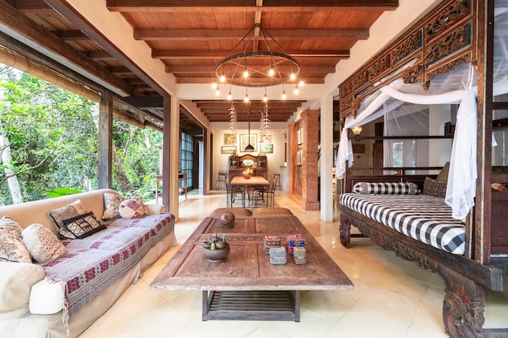 Secluded Hideaway Five Min Walk From Central Ubud - Ubud