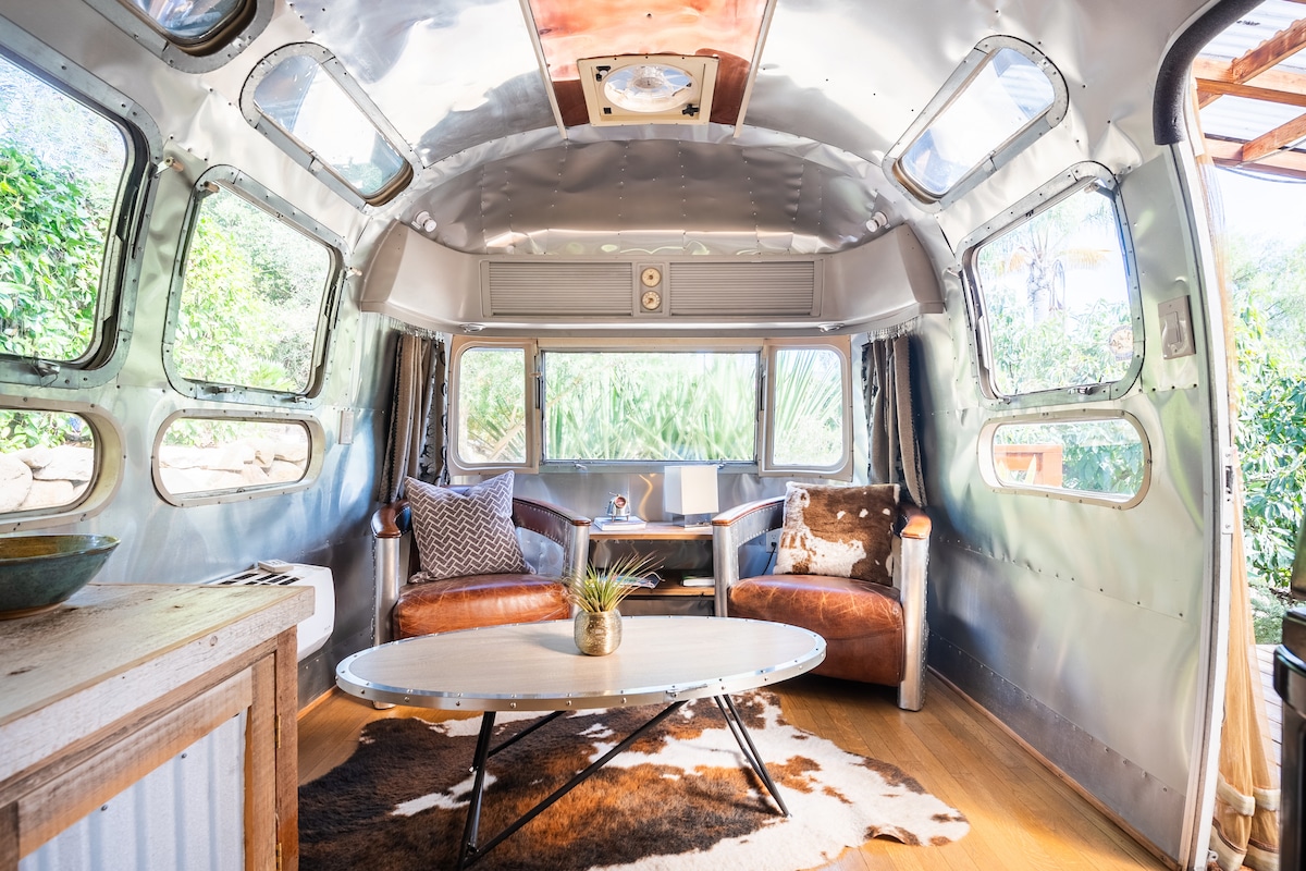 Kick Back in an Iconic 1974 Airstream on an Organic Ranch - Campers/RVs ...