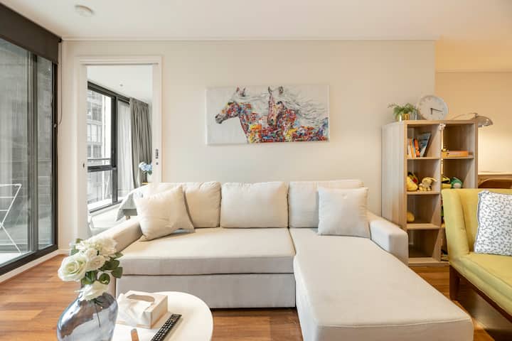Chic Southbank Apartment With A Spa And Sports Facilities - Melbourne