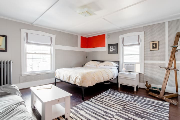 Private Downtown Abode | Walk To Everything - Portland, ME
