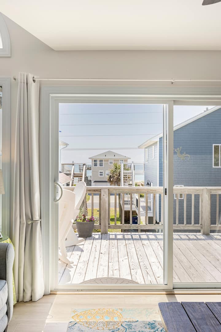 Topsail Gem - Beautiful, Ocean View Beach House - Surf City, NC