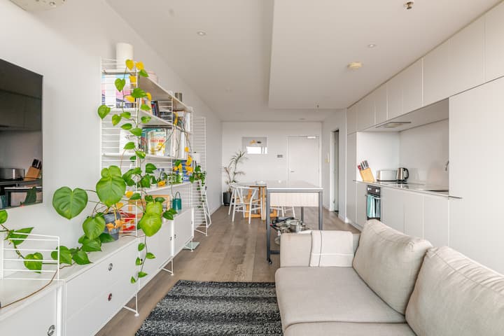 Flemington Racecourse Luxury City-view Apartment - Melbourne