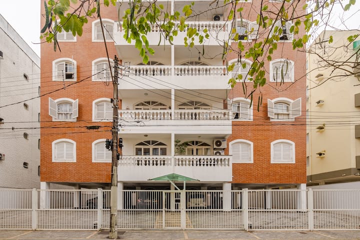 Cobertura Com 4 Quartos E Terraço Na Enseada - Guarujá