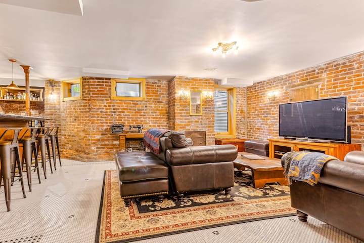 Welcome To The York Street Speakeasy! - Denver, CO