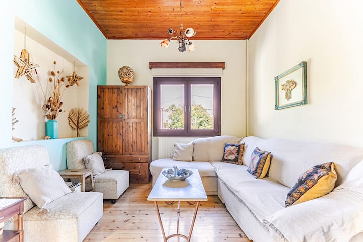 Helena's Apartment | Kassiopi Center - Kalami