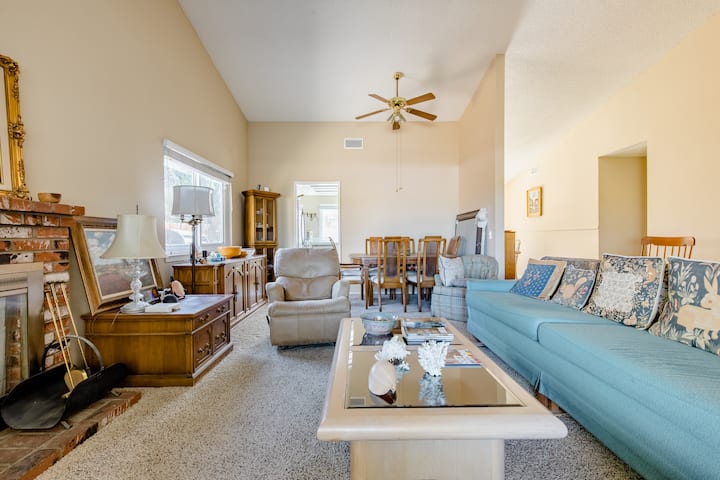 Private Rm #3, Share Bathroom, Quiet, Parking, + - Lancaster, CA