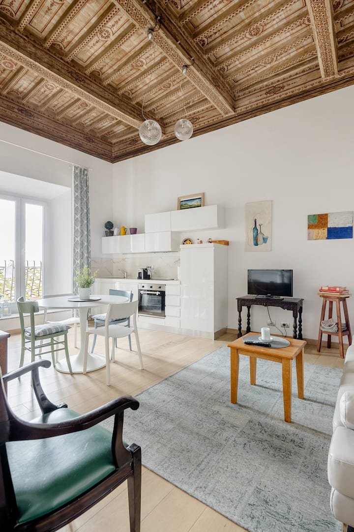 Sobrio E Spazioso Appartamento In Palazzo Bucelli - Montepulciano