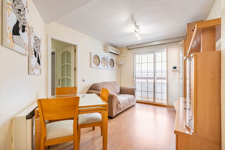 Piso Muy Bien Comunicado. Alquiler De Temporada. - Madrid