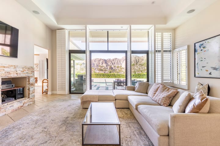 Panoramic Mountain Views From A Home In Pga West Palmer - La Quinta, CA