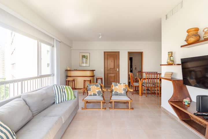 Pitangueiras - Vista Para O Mar. 1 Quadra Da Praia - Guarujá