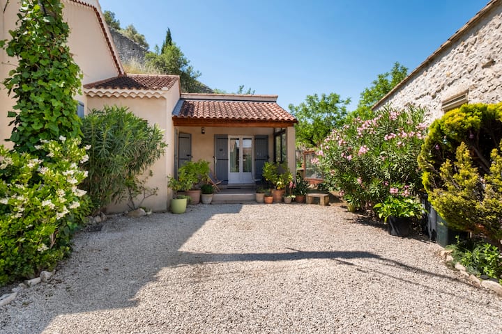 Chambre Et Terrasse Privée. Piscine Et Parking - Villeneuve-lès-Avignon