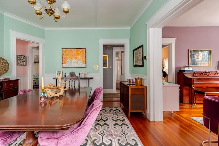 The Vintage Art House- Half Mile To Davis! - Cambridge, MA