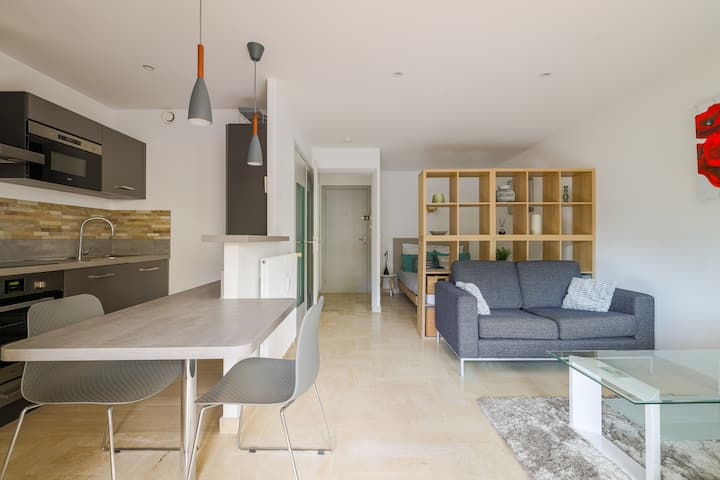Studio Cosy Climatisé Parking Privé à 150m Plage - Juan-les-Pins