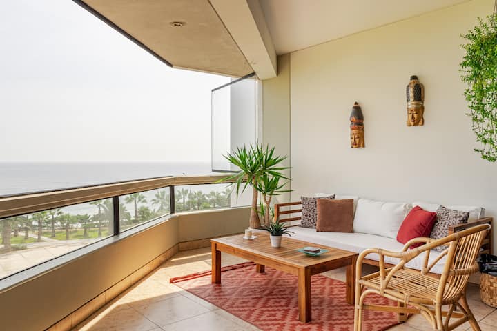 Amazing Oceanfront Huge Apartment In Miraflores - Perú