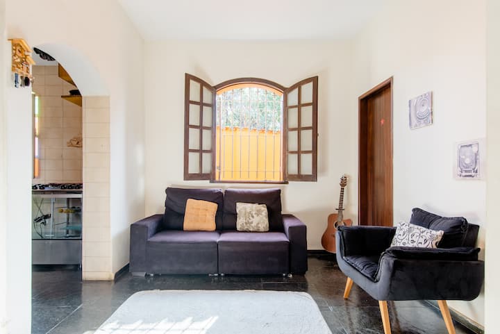 Casa Grande E Aconchegante Em Frente Ao Expominas. - Belo Horizonte