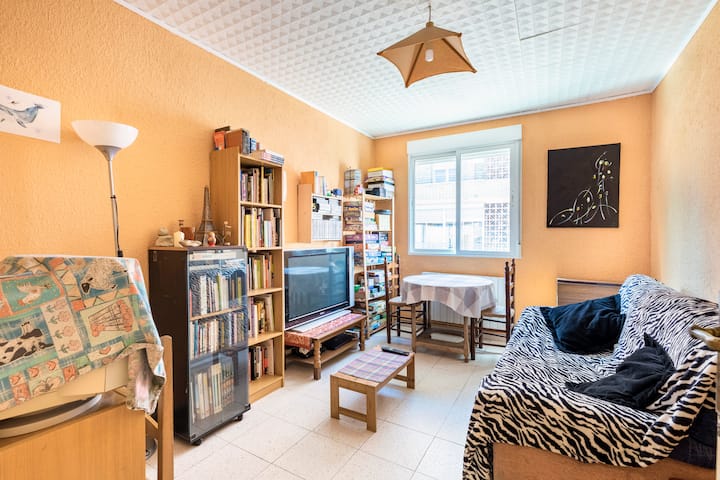 Habitación Tranquila Con Wifi En Zaragoza - Zaragoza