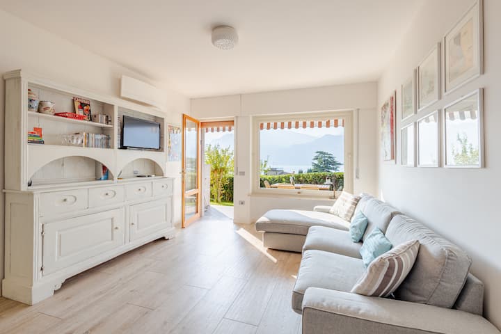 House With A View Of Lake Malcesine - Enchanting Lake View - Malcesine