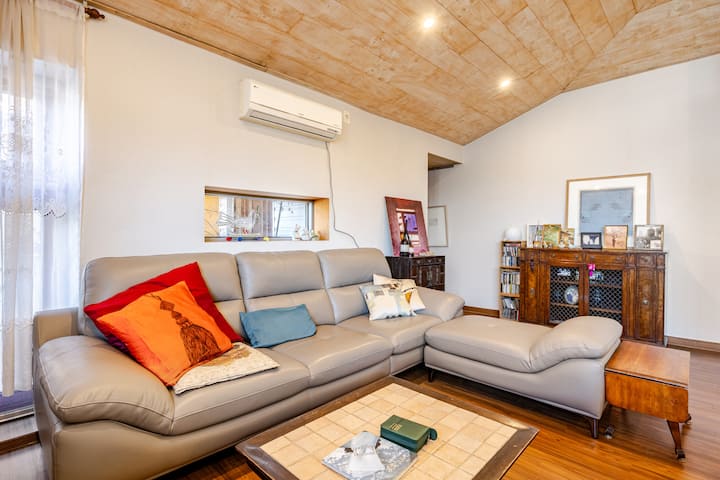 Mini Garden & High Ceiling - Seoul