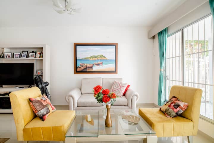 Habitación Con Baño Privado.  D/a - Barranquilla