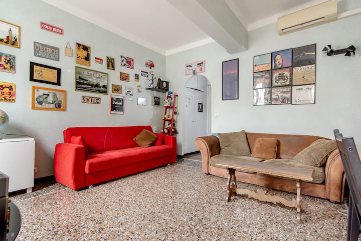 Nel Cuore Della Città Vecchia Aut N.010025-lt-1358 - Genoa