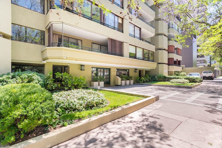 Apartment  In Alonso De Córdova Vitacura - Las Condes