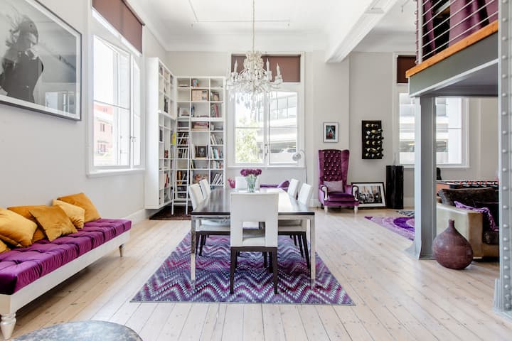 Eclectic Industrial Loft In An Old Tea Warehouse - Kapstadt