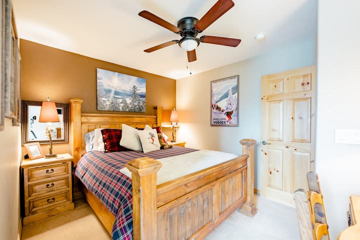 Comfy Mountain Suite Near World Class Skiing - Silverthorne, CO