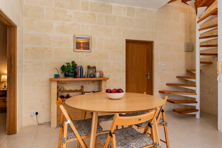 Penthouse Qala Private Twin Room & Bathroom A/c - Malte