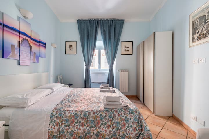 Wonderful Apartment Just Steps From The Colosseum! - 羅馬