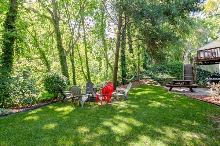 River Retreat - Elkhart, IN