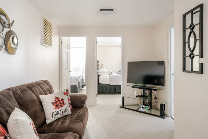 The Garden Level Getaway - Westchester County, NY