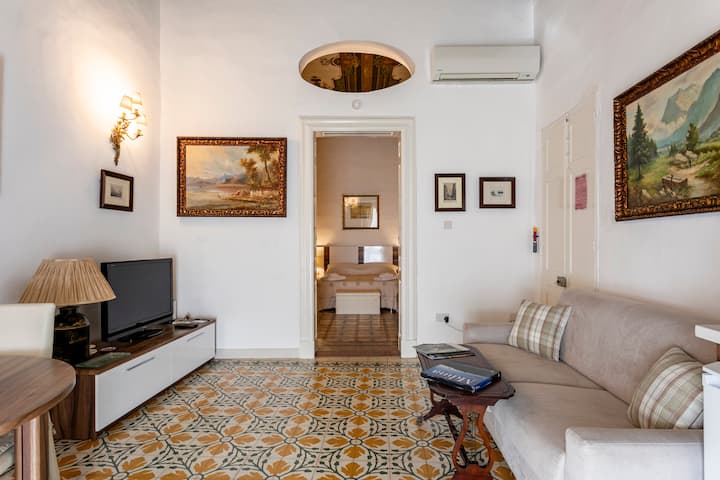 Apartment At Lloyd House Valletta Suite 1 - Valletta