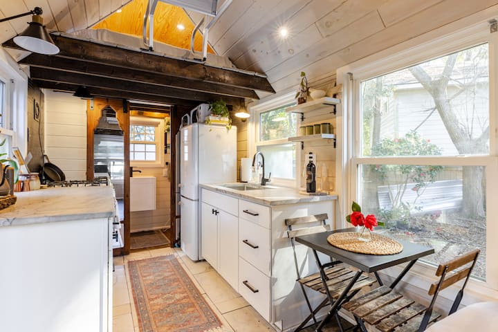 The Gypsy | Tiny Guesthouse - Charleston, SC