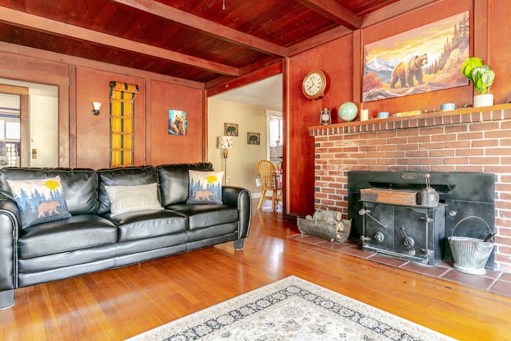 Three Rivers Vacation Rentals | Airbnb