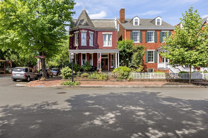 Historic Church Hill Gracious Apt-balcony & Garden - Topgolf, Richmond