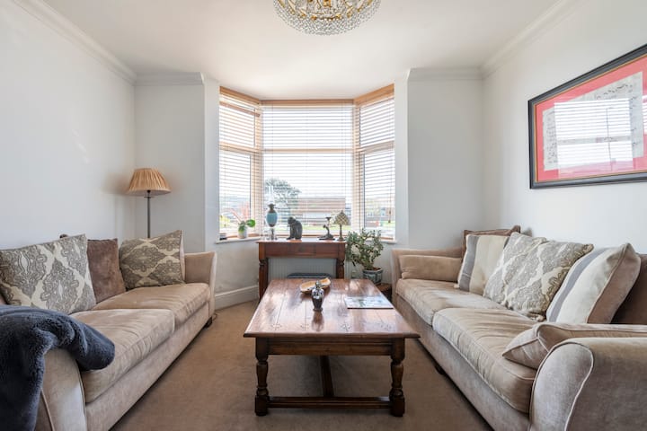 Double & Single Rooms In Exceptional Home - Seaford