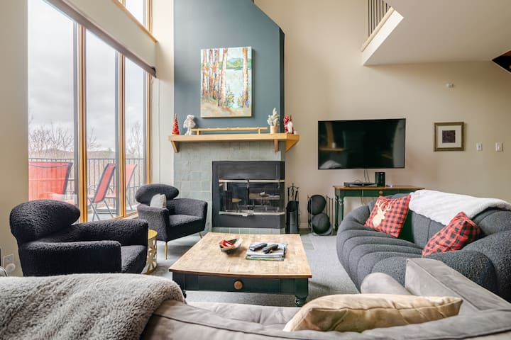 Condo In Mont-tremblant Walk To Village/ Ski - Mont-Tremblant