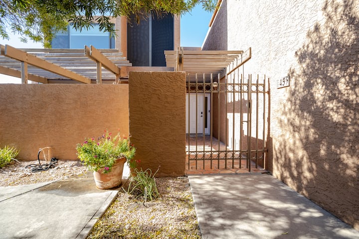 Scottsdale Villa With Mountain Views - Paradise Valley, AZ