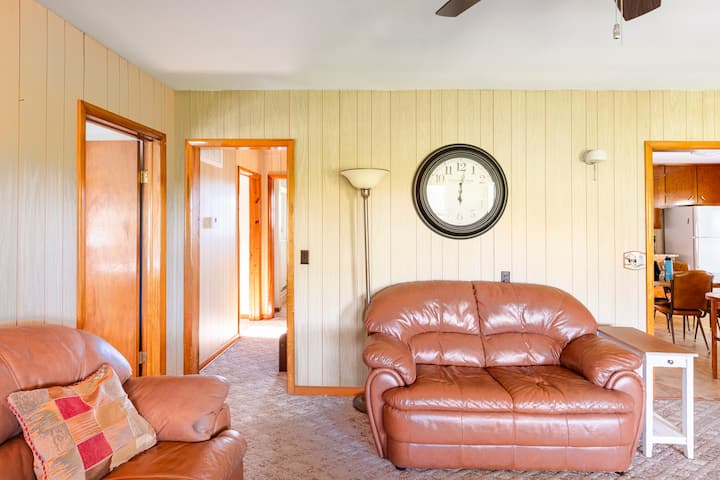 Elkhorn Hideaway - Marshfield, MO