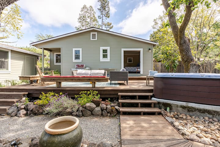 Sonoma Highlands Hideaway - Sonoma, CA