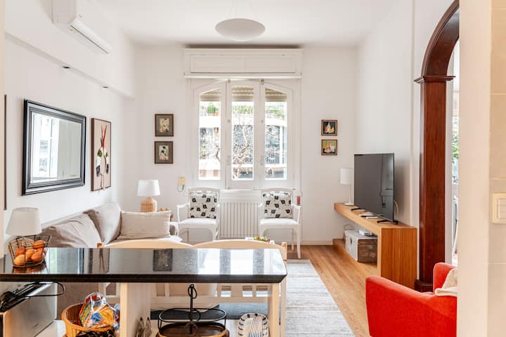 Excelente Casa En Punta Carretas Con Barbacoa. - Montevideo