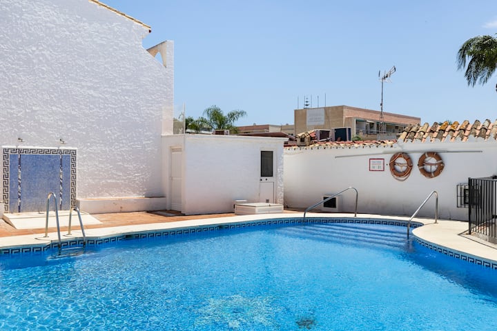 The House In La Carihuela  Beach 3 Mins Walk - Benalmádena