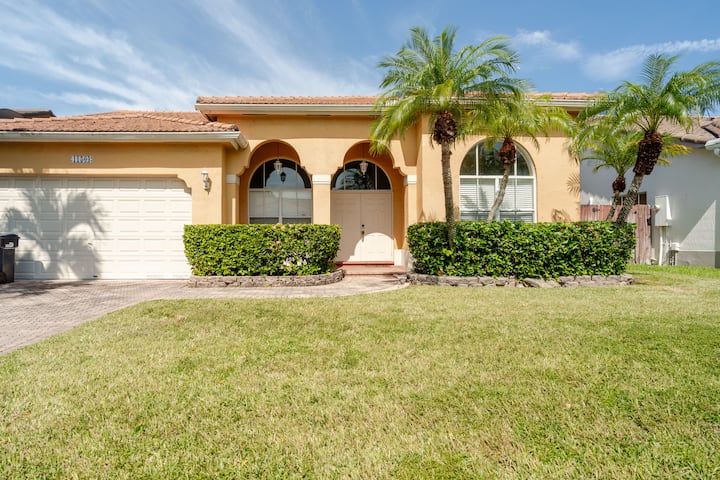 Spacious And Beautiful Single Family Home - Zoo Miami, Miami