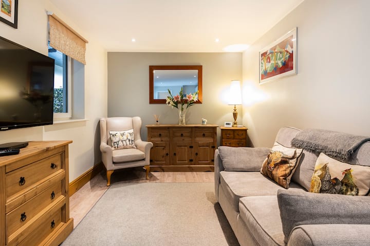Wend Gardens, Carleton, Skipton. Pet Friendly. - Skipton