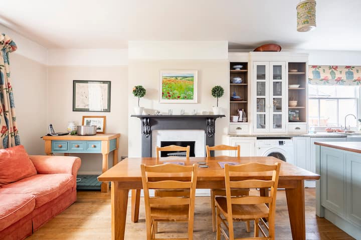 Colchester Long-stay Home From Home:'north' Room - Colchester
